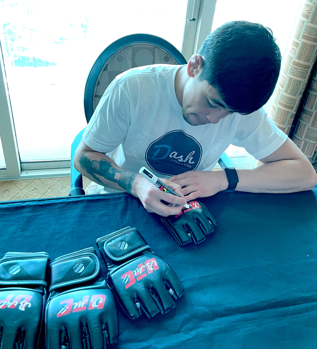 Brandon Moreno Signed UFC Glove Flyweight Champion Autograph JSA COA P ...